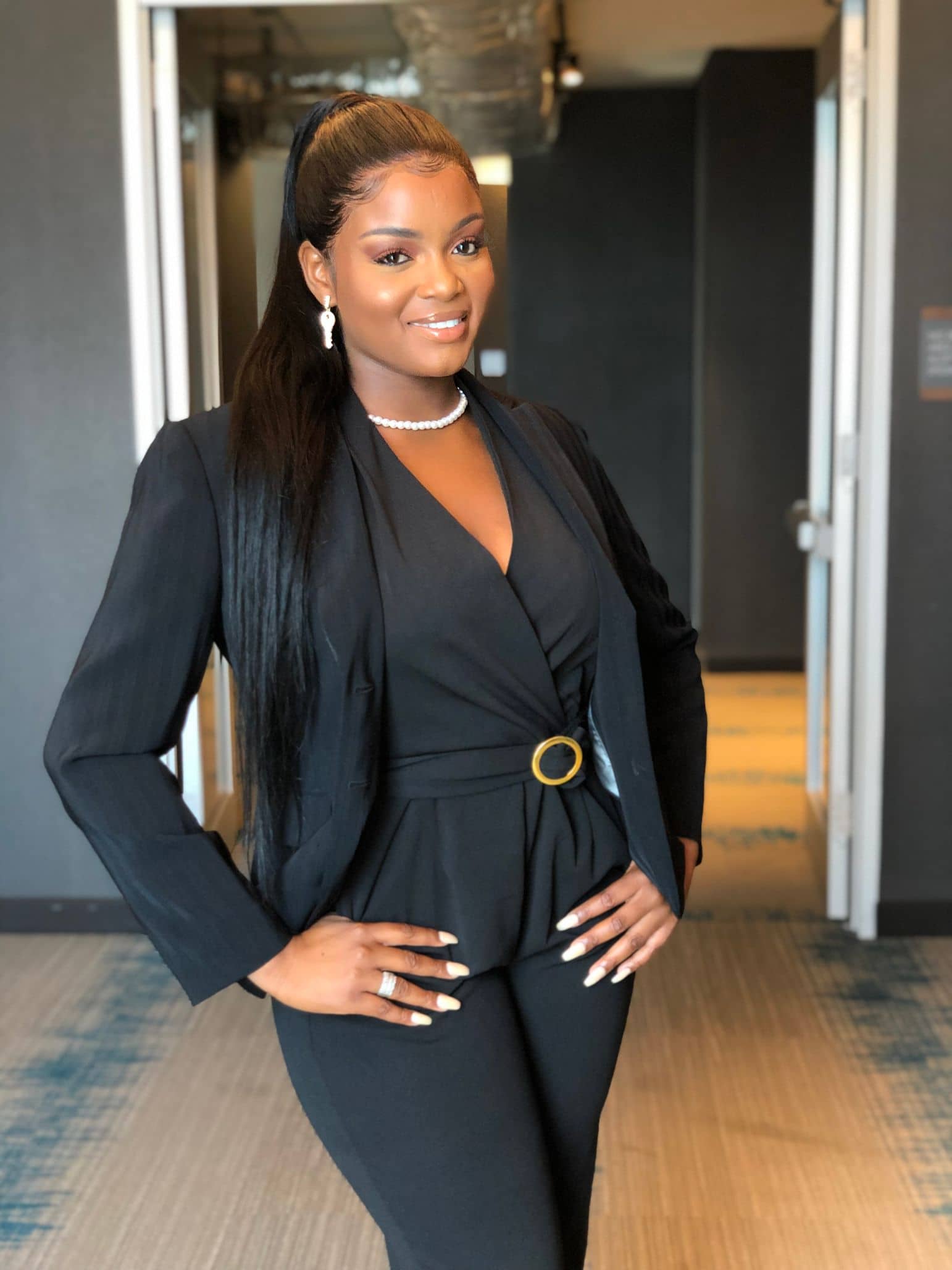 Home - Bianca Amoura